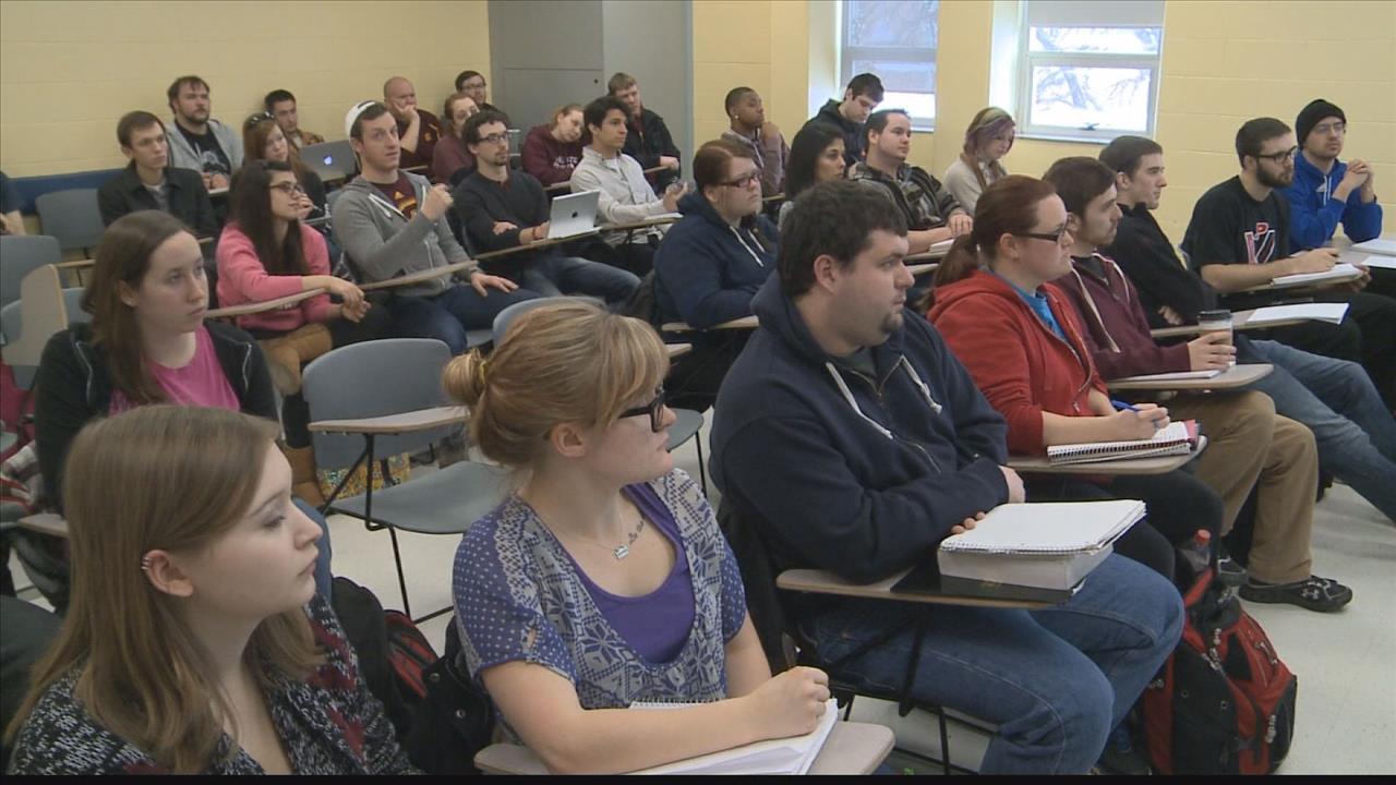 CMU's zombie apocalypse class: Schooling students in the 'undead ...