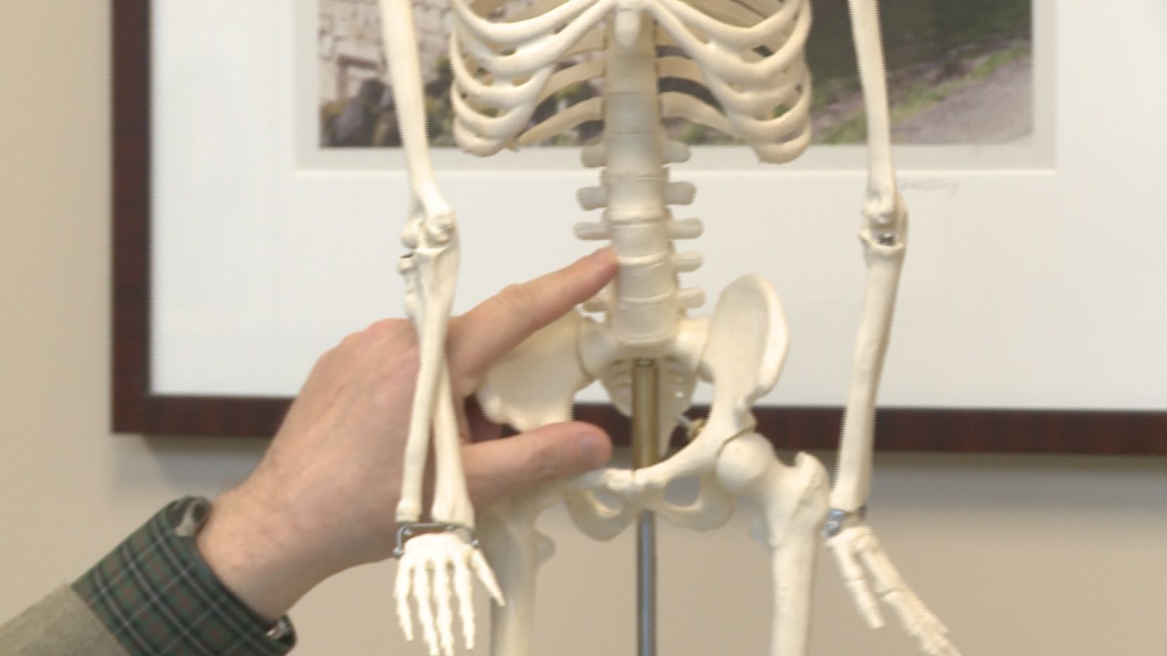 Achy bones? Don't completely blame the weather | wzzm13.com
