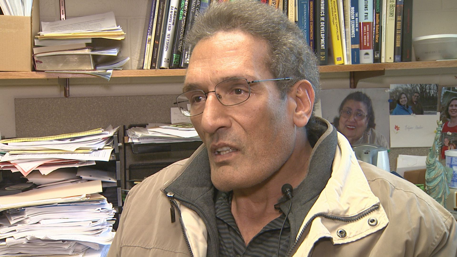 Local Egyptian Christian professor talks about beheadings | wzzm13.com