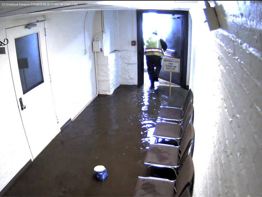 Flooding closes Ionia County courthouse | wzzm13.com