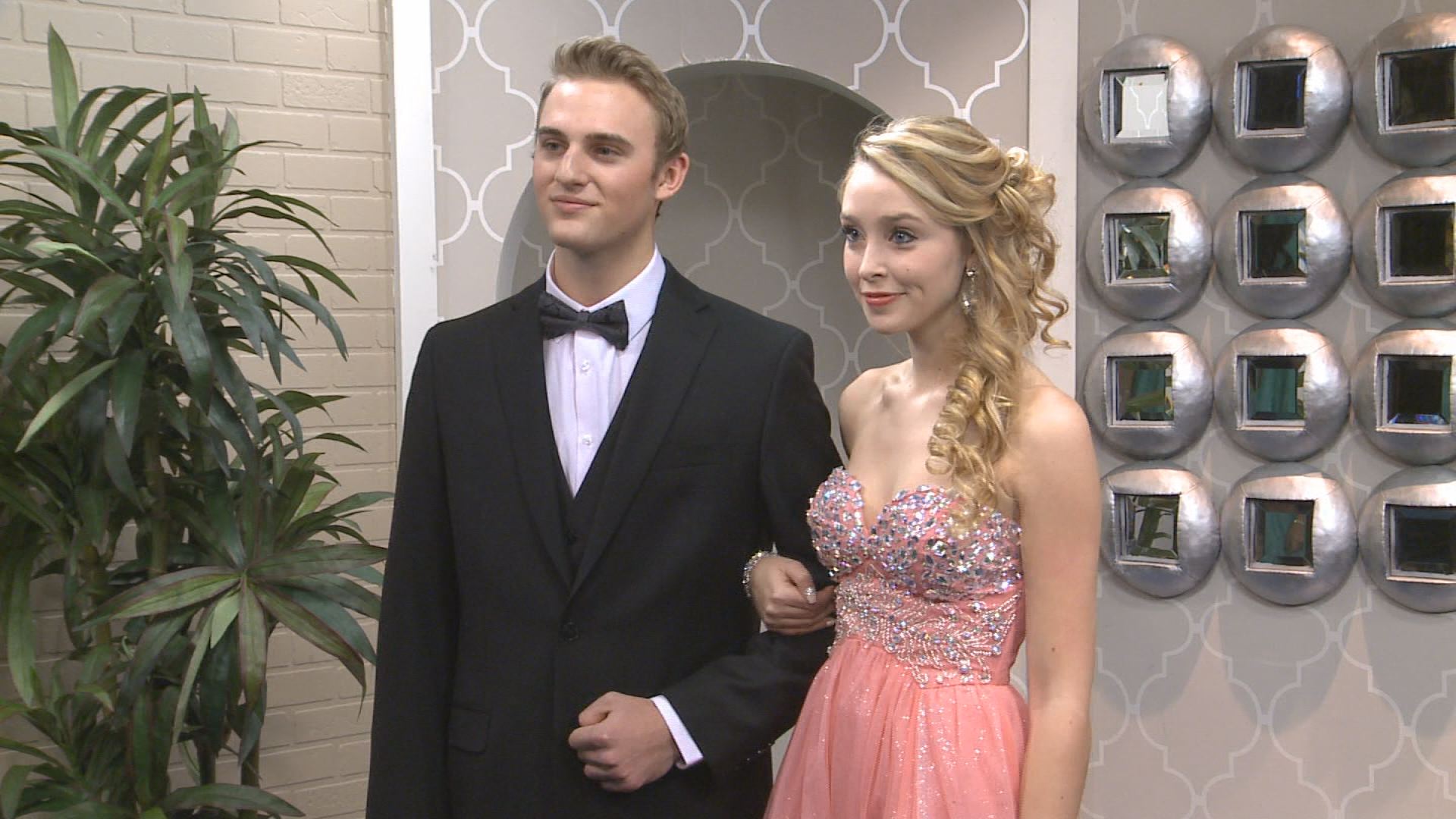 YMCA offering free prom dress rentals | wzzm13.com