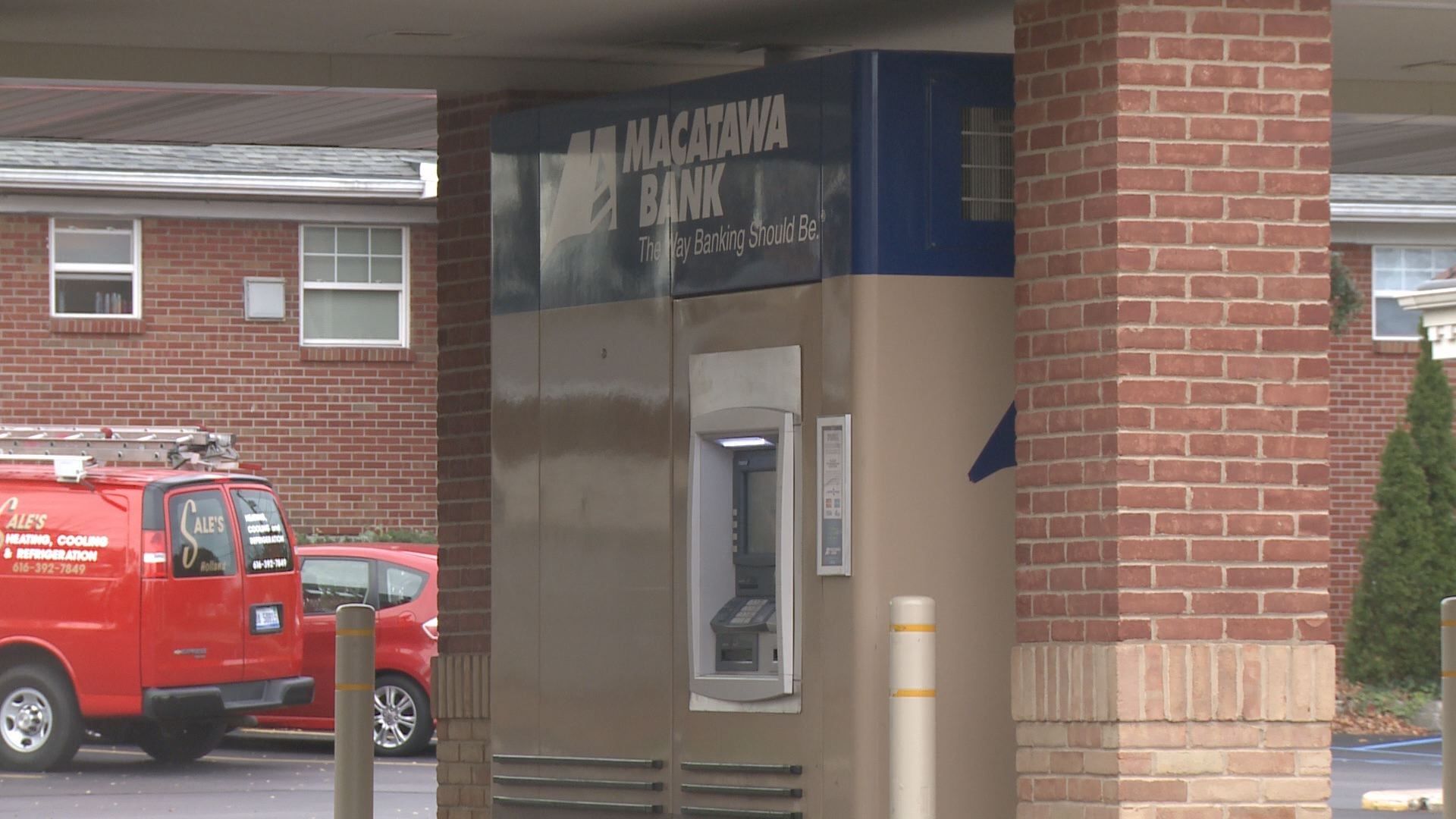 Thieves target ATM customers twice in 2 days | wzzm13.com