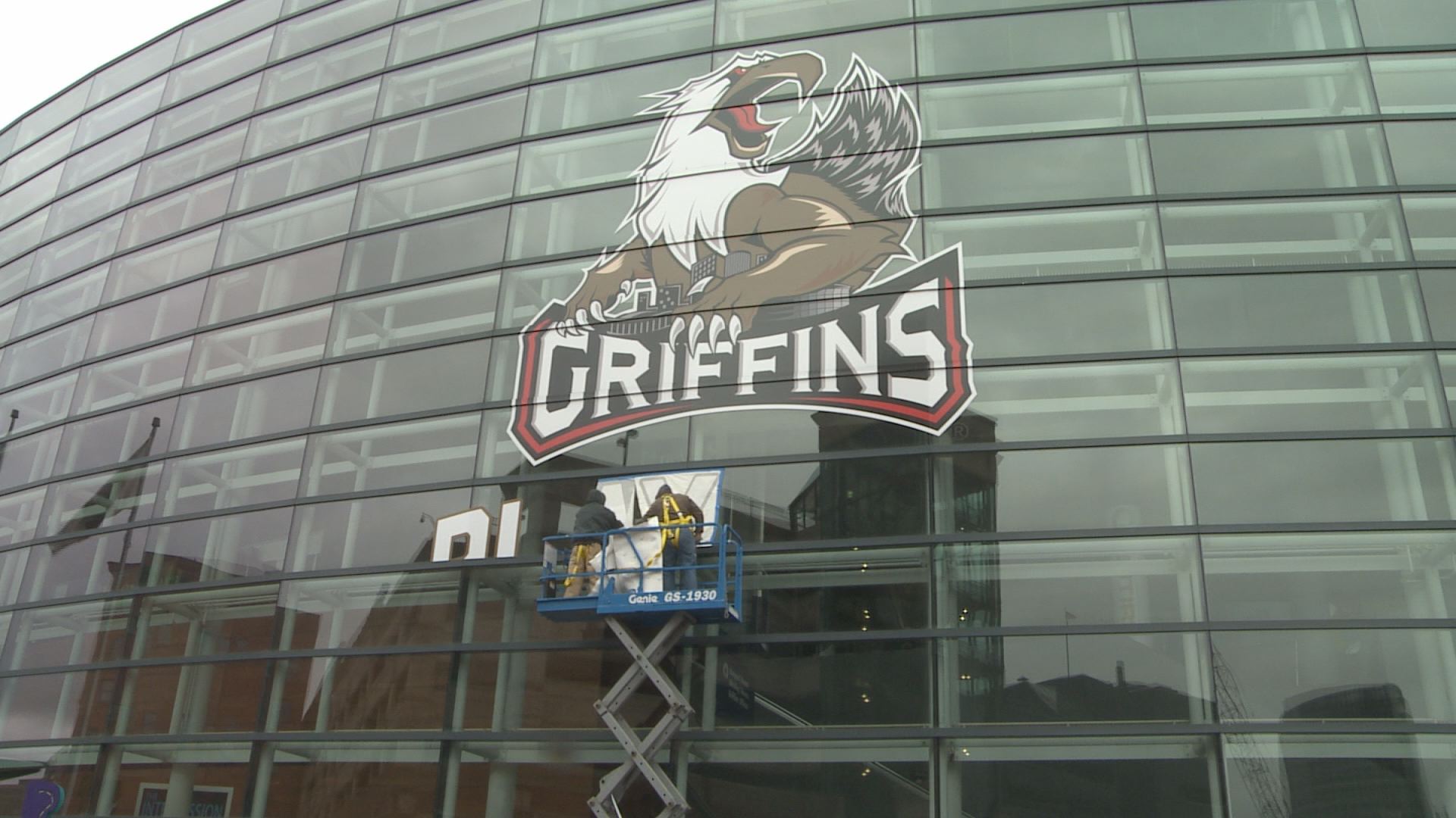 Griffins to face Admirals in first round | wzzm13.com