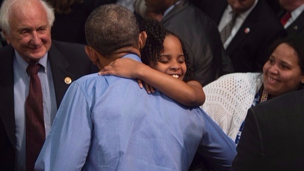 New mural features Obama, girl who asked him to visit Flint | wzzm13.com